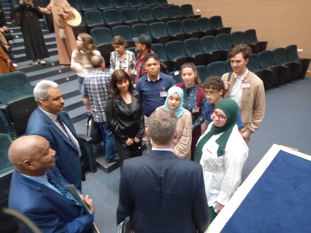 مشاركة طلبة المدرسة الوطنية العليا للعلوم السياسية في فعاليات المحاضرة ...